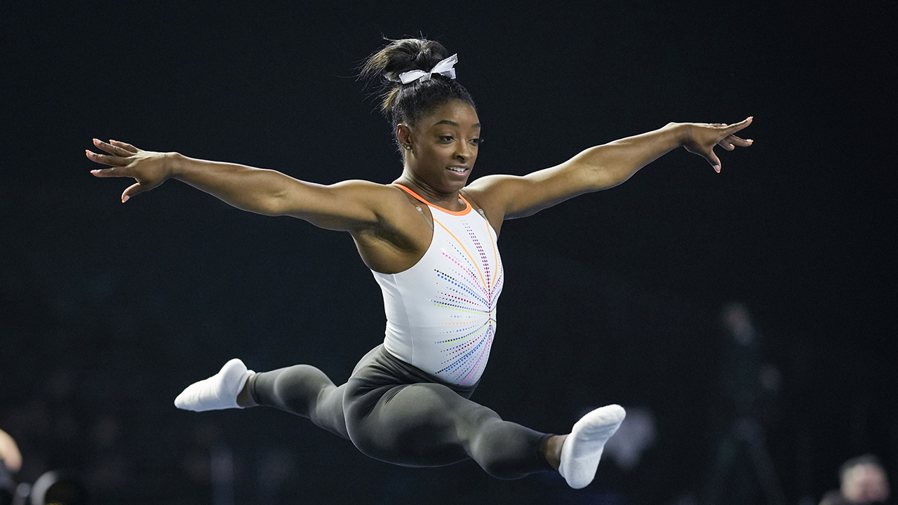 Simone Biles becomes first woman to land Yurchenko double pike in ...