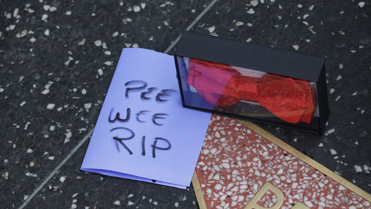‘Huge loss’: Celebrities react to death of ‘Pee-wee Herman’ creator ...