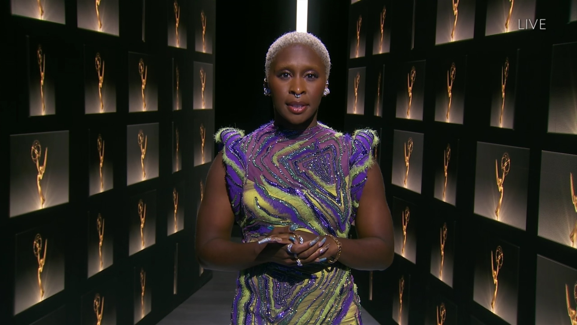 Primetime Emmy Awards 2020: Celebs show off their ‘red carpet’ looks on ...
