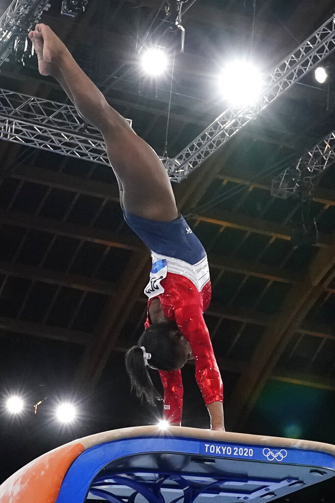 What are the “twisties” and why did Simone Biles get them? - The Eagle ...