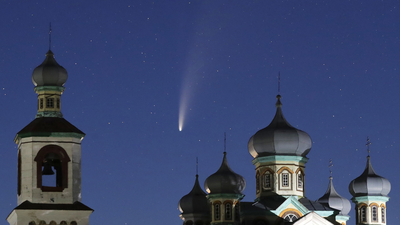 Comet Neowise: 10 stunning photos captured by skygazers - The Eagle 106 ...