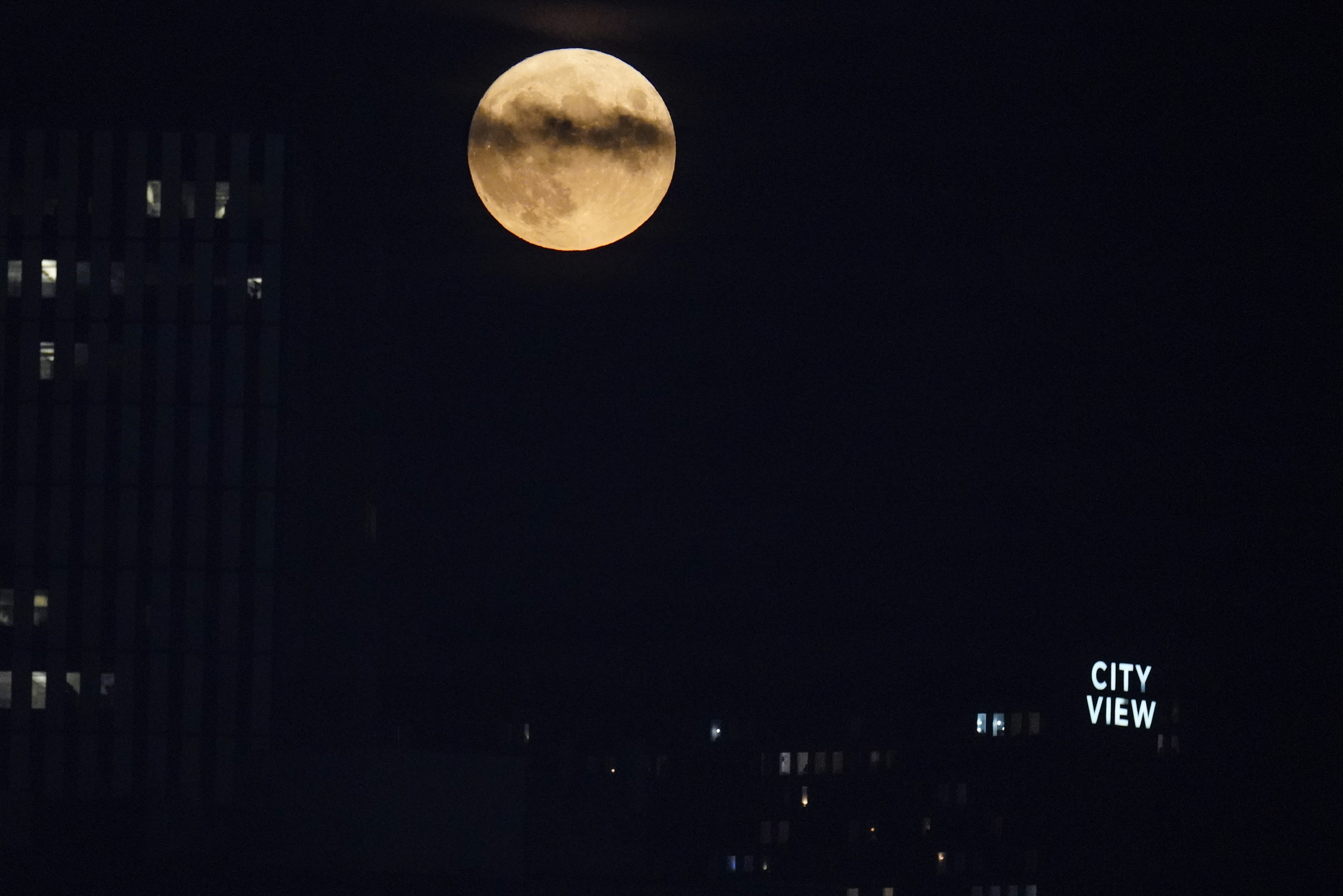 Full Corn Moon 2020: 10 stunning photos of September’s full moon - The ...