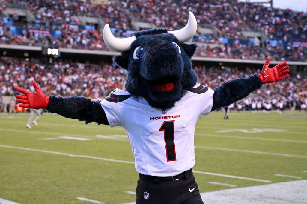 Houston Texans' TORO Elected to Mascot Hall of Fame
